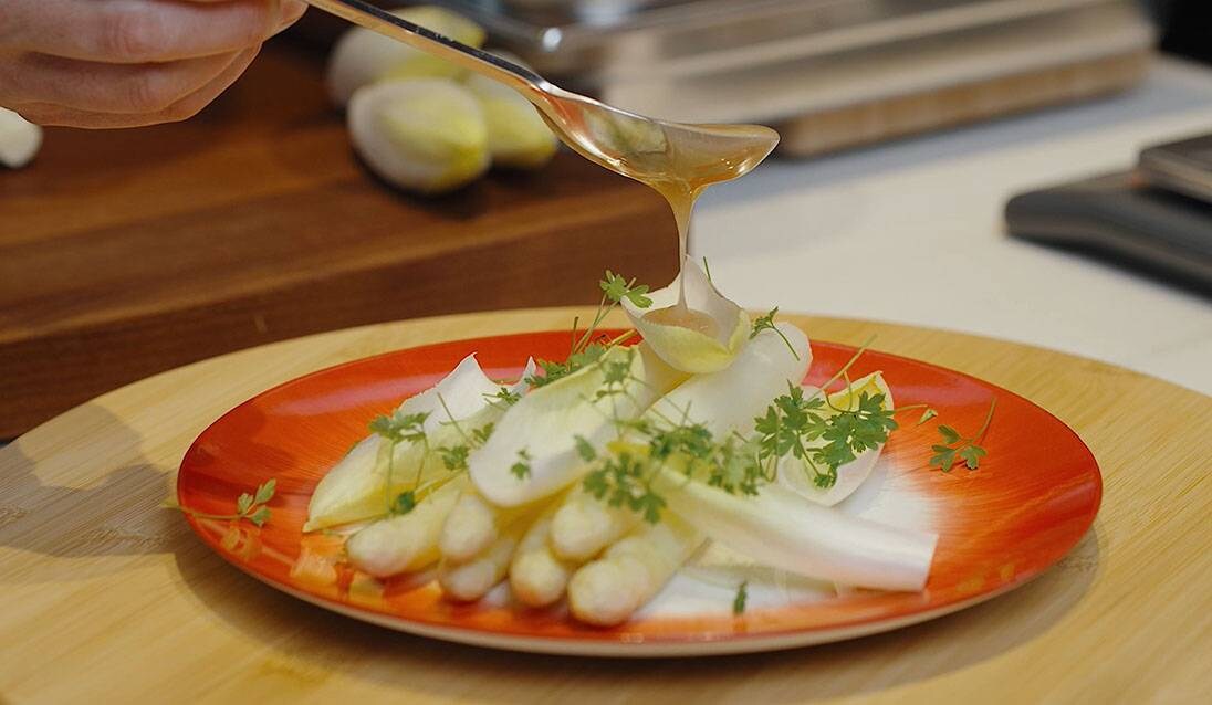 Witloof en asperge: lekker recept, goed voor de planeet! | AEG